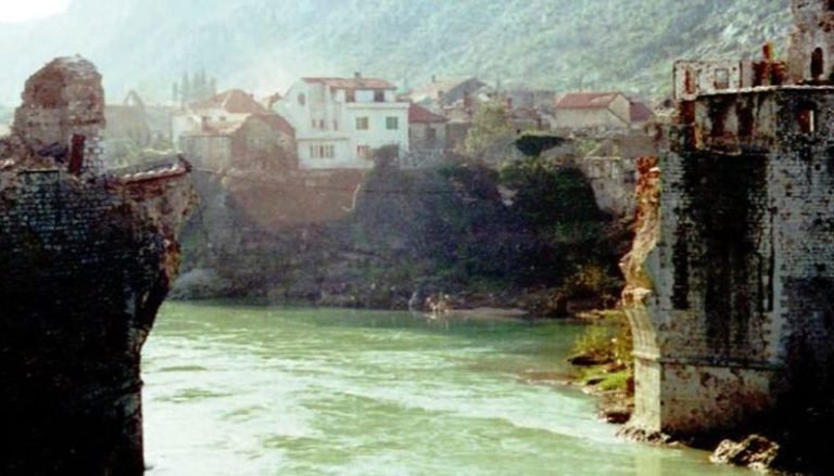 (Video) Na današnji dan 1993. jedinice HVO-a srušile su Stari most ...